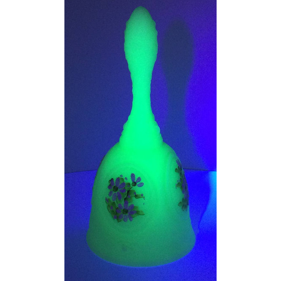 Fenton | Accents | Vintage Fenton Uranium Custard Medallion Bell Hand ...